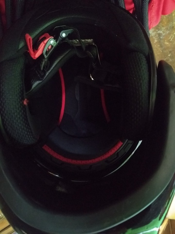FREE SHIPPING AWESOME BLACK PLAIN SOLID PREDATOR HELMET FOR BIKER WITH ...
