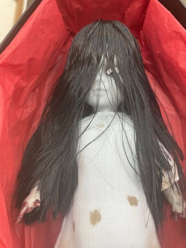 MEZCO TOYZ Mamegyorai Collaboration Living Dead Dolls Sadako 3D Sadako ...