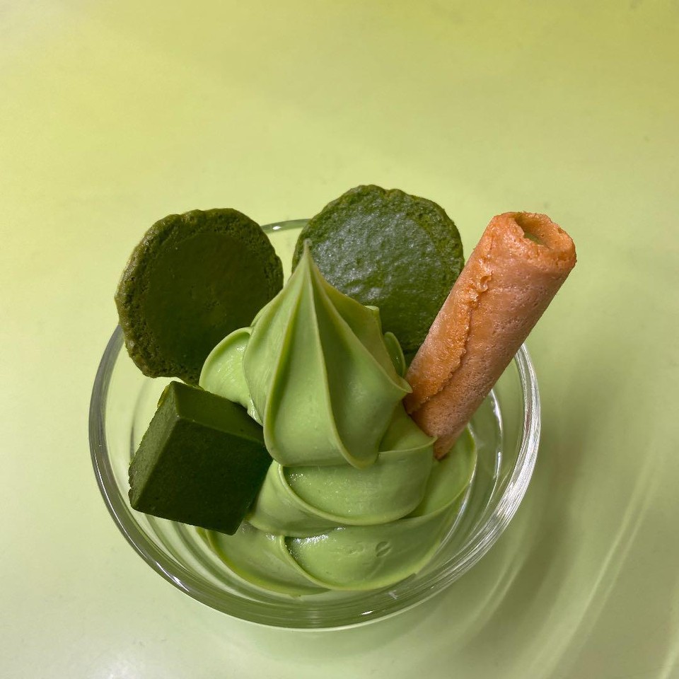 Matcha Soft Serve Ice Cream Plastic Food Replica With Sweets from Japan ...