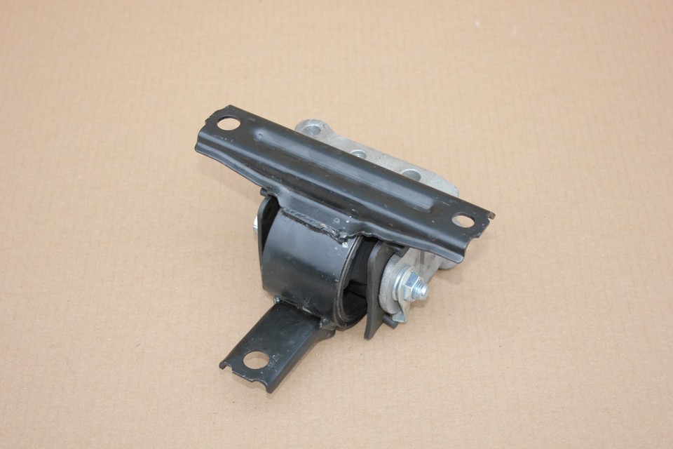 OEM 2007-2017 Jeep Compass 2.4 Engine Mount Insulator Right Side Mopar ...