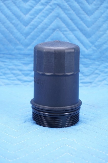 Genuine Mercedes-Benz 3.5L Engine Oil Filter Housing 2761800010 / 276 ...