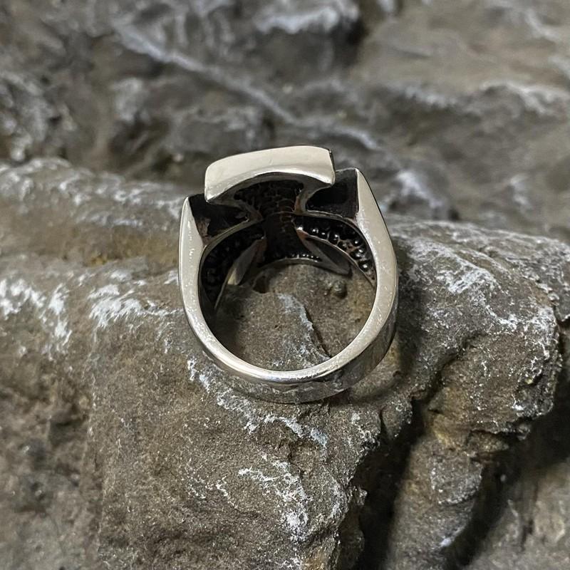 Mens Iron Cross Biker Ring Stainless Steel Mc Black Silver Mens Iron Cross Biker Ring Stainless Steel Mc Black Silver