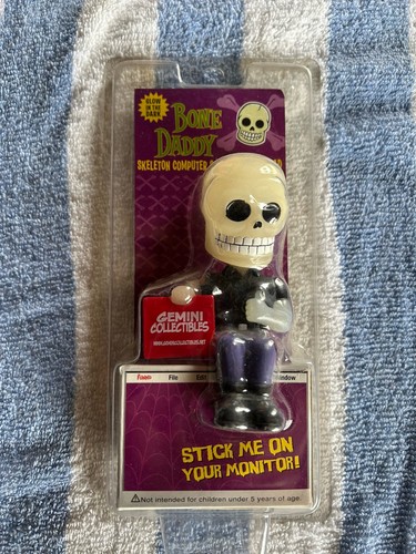 Funko Bone Daddy Glow in the dark computer sitter Wacky Wobbler ...