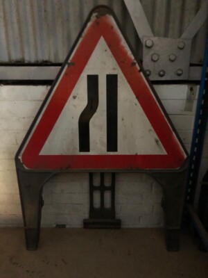 Road Narrows LEFT - Chapter 8 road signs ( road works , safety, warning ...