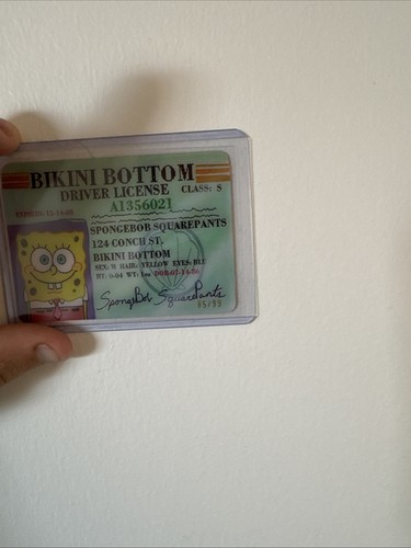 2025 Topps Chrome SpongeBob Wallet Bikini Bottom Driver License SSSP SW ...