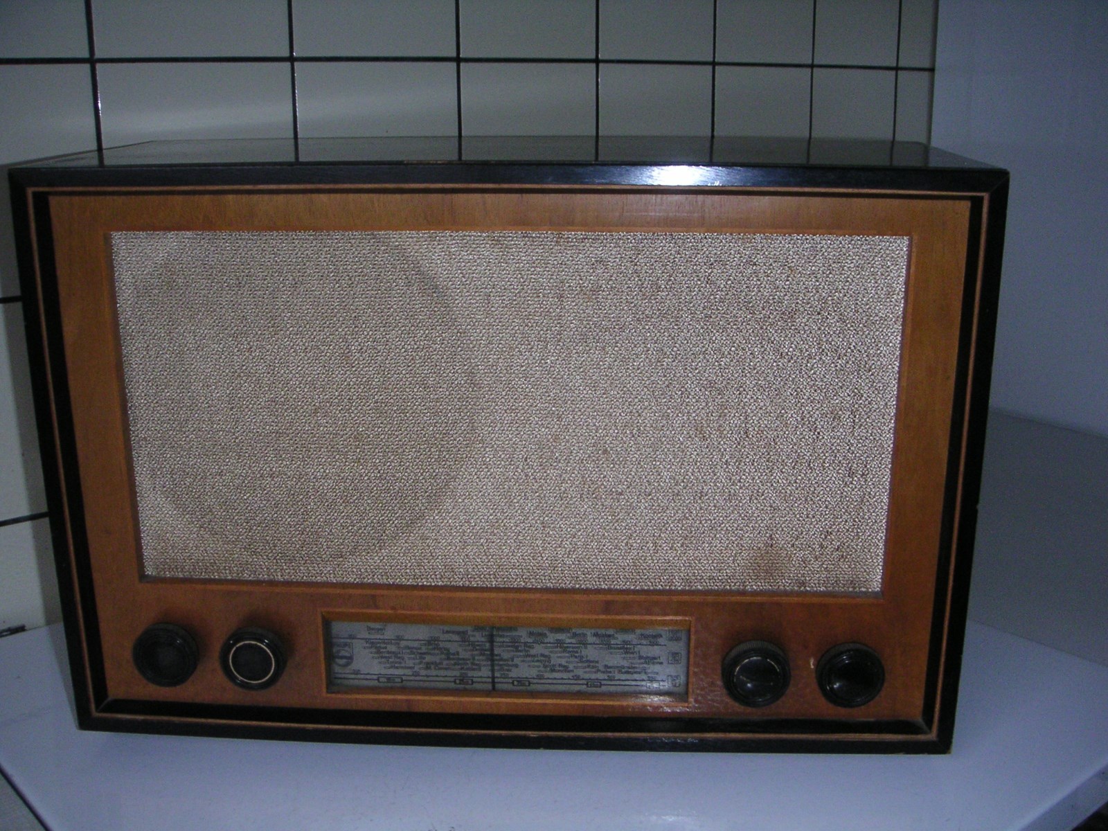 Philips D 78A Röhrenradio Herstellung zwischen 1947 und 1949 in Wetzlar ...