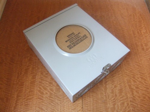 Milbank 200 Amp Meter Base Socket Overhead Underground OH UG Box Soco ...