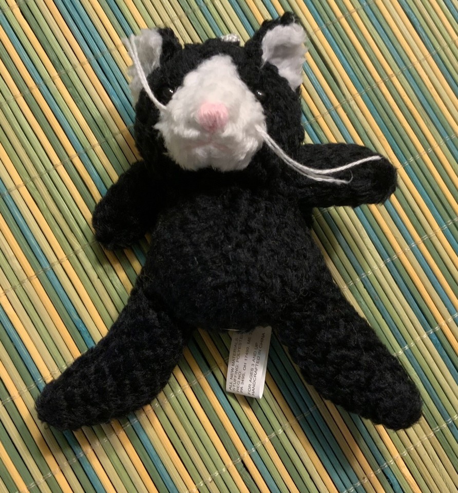 Plush Cat Black & White By Kuddle Me Toys 2000 KellyToys | eBay