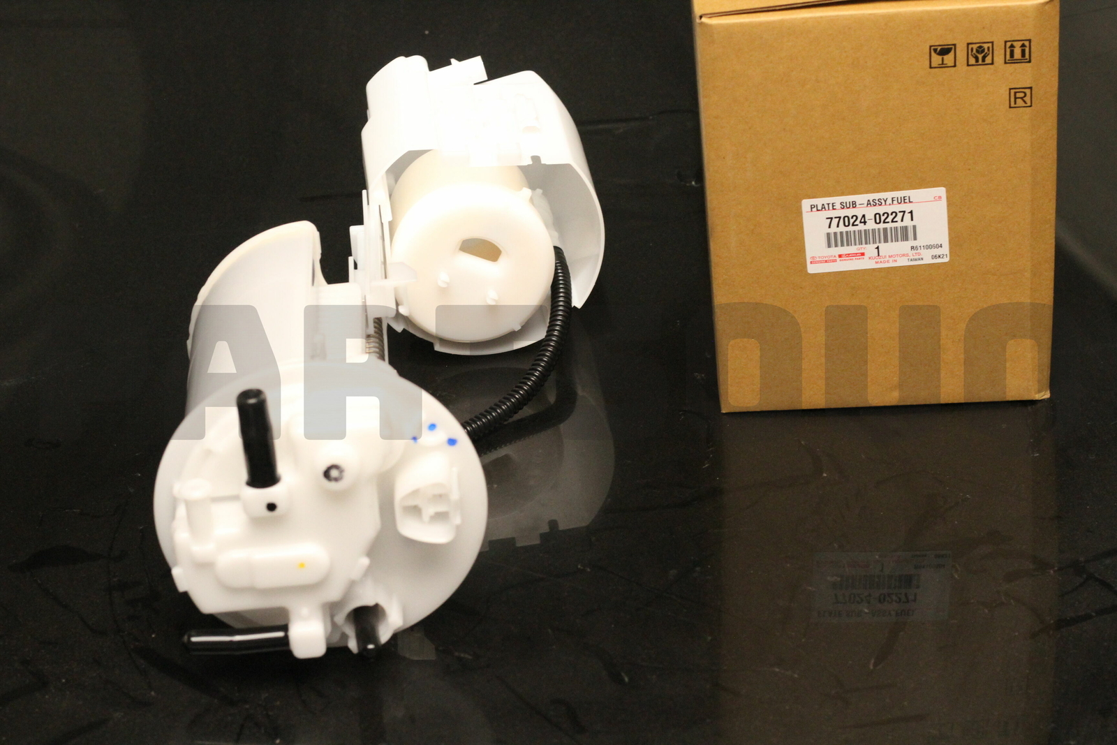 7702402271 Genuine Toyota FUEL FILTER (IN-TANK) 77024-02271 | eBay