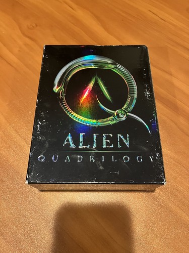 ALIEN QUADRILOGY DVD 4-Film 9-Disc Collector's Box Set Includes Many ...