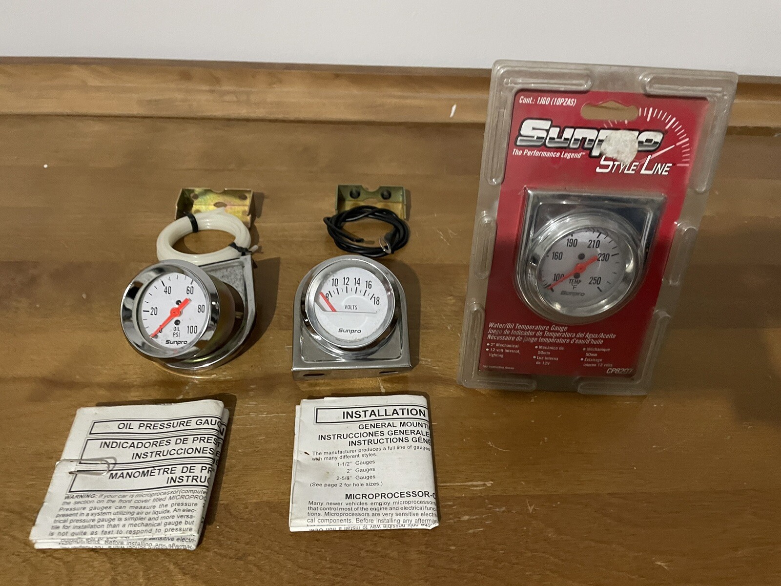 Sunpro Gauges, Oil Psi, Coolant Temp ,Volt 12 Dc ,3 pod set Up & 2 ...