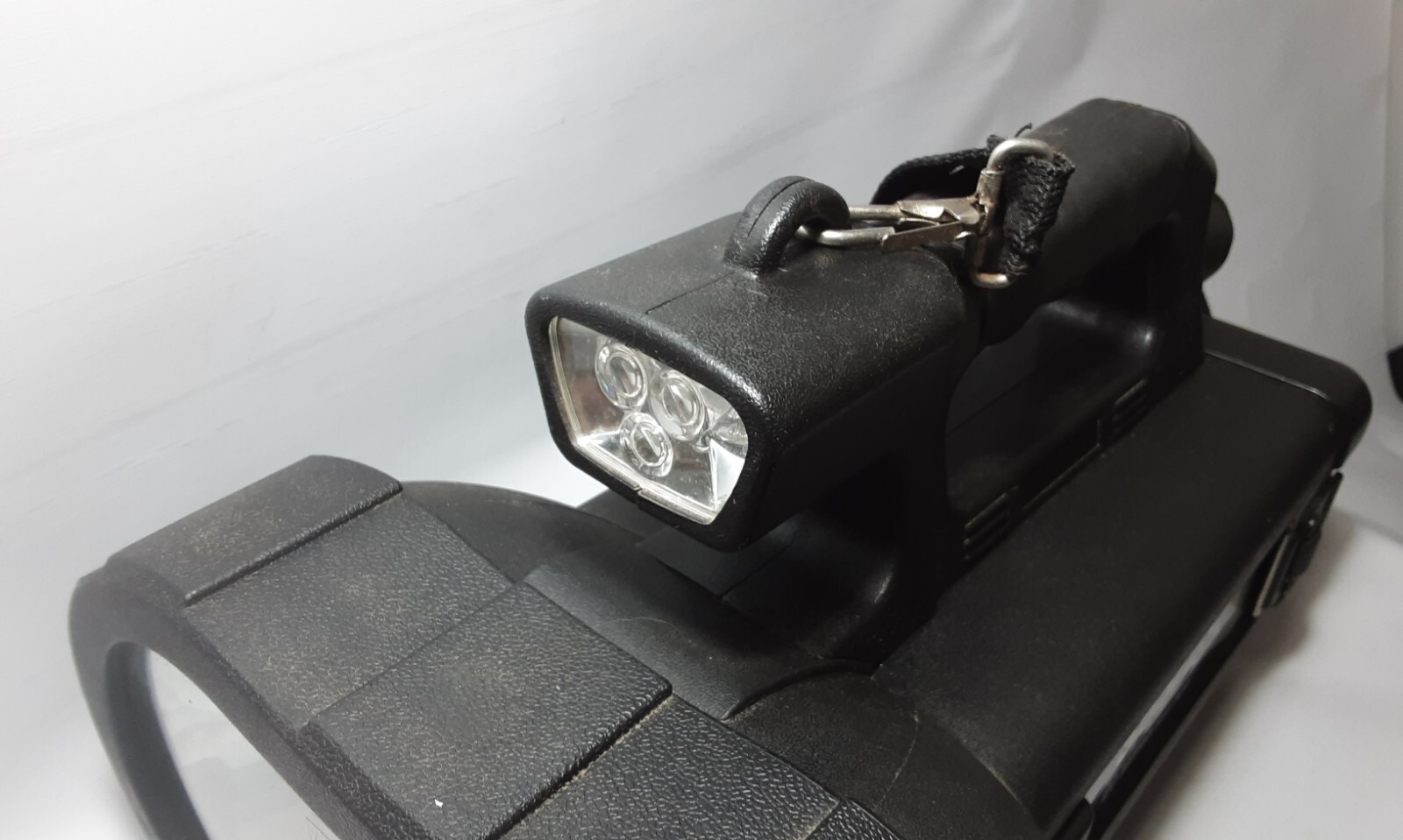 Super Vector Sport Spotlight Battery