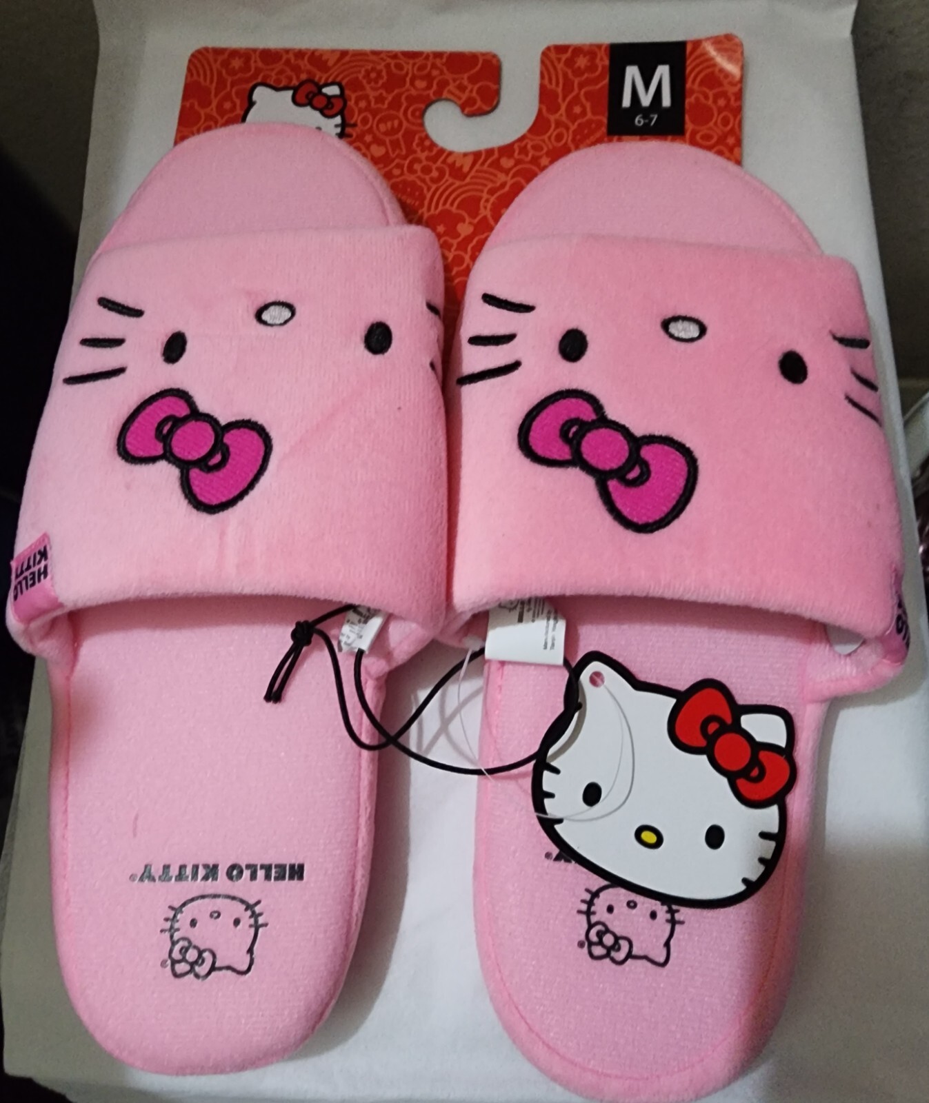 Hello Kitty Slides Slippers, Hello kitty Sanrio plush slippers, Kitty ...