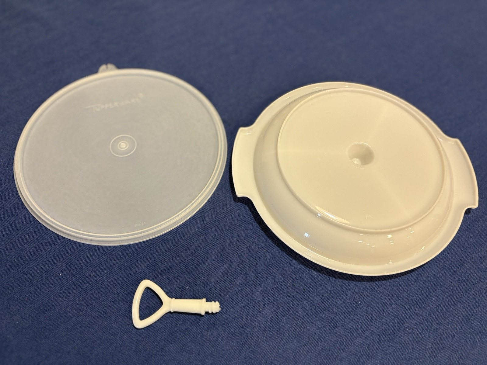 Tupperware Vintage Suzette White Divided Relish Server With Burp Seal ...