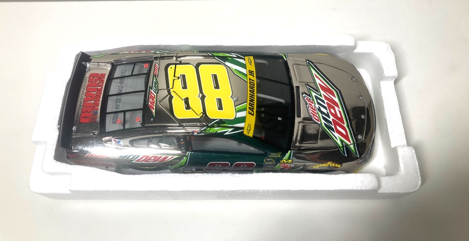Lionel Racing DALE EARNHARDT JR #88 Diet Mountain Dew 2014 Color Chrome ...