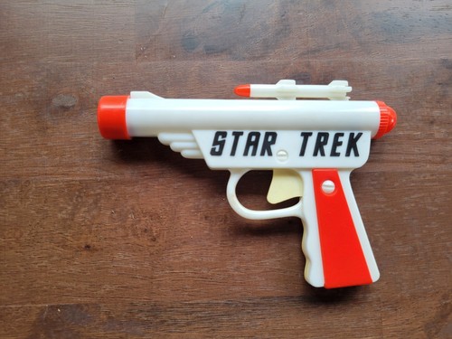 RARE - 1960's VINTAGE STAR TREK PHASER GUN FLASHLIGHT TOY UNTESTED | eBay