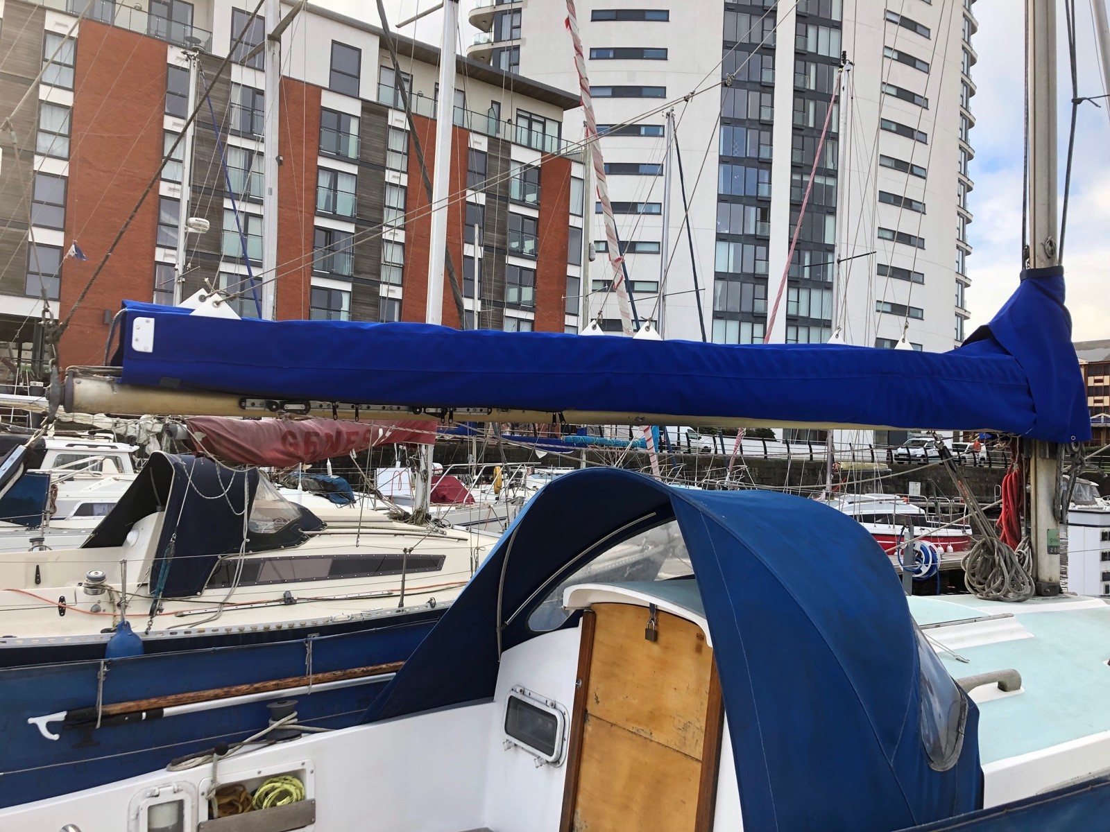 Mainsail Stakpak.Brand new sailbag and cover in one. mainsail cover ...