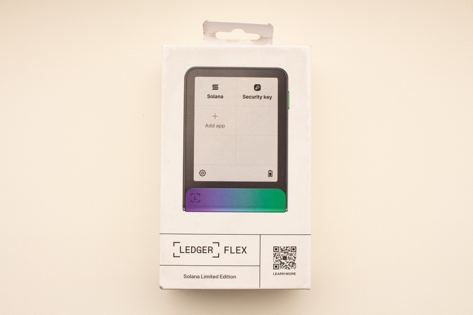 Limited Edition Ledger Flex Solana Crypto Hardware Wallet Touch Screen ...