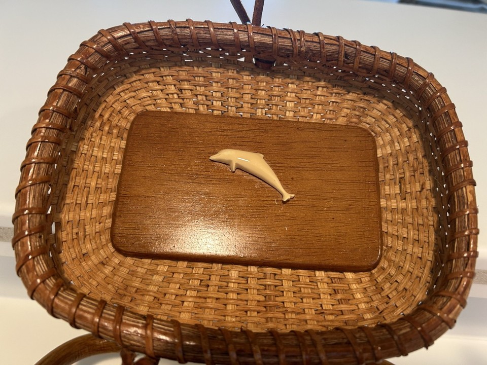 2003 Nantucket Basket Purse signed "Farnum" w/whale scrimshaw& penney ...