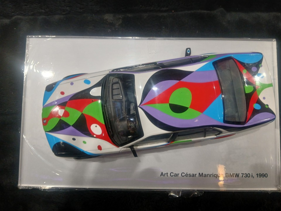 BMW 730 i 1990 art car die cast model ,1/18 , artist: CÉSAR MANRIQUE ...