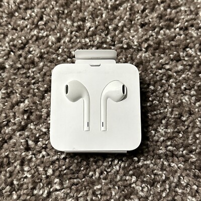 Apple EarPods with Lightning Connector In Ear Canal Headset - White | eBay