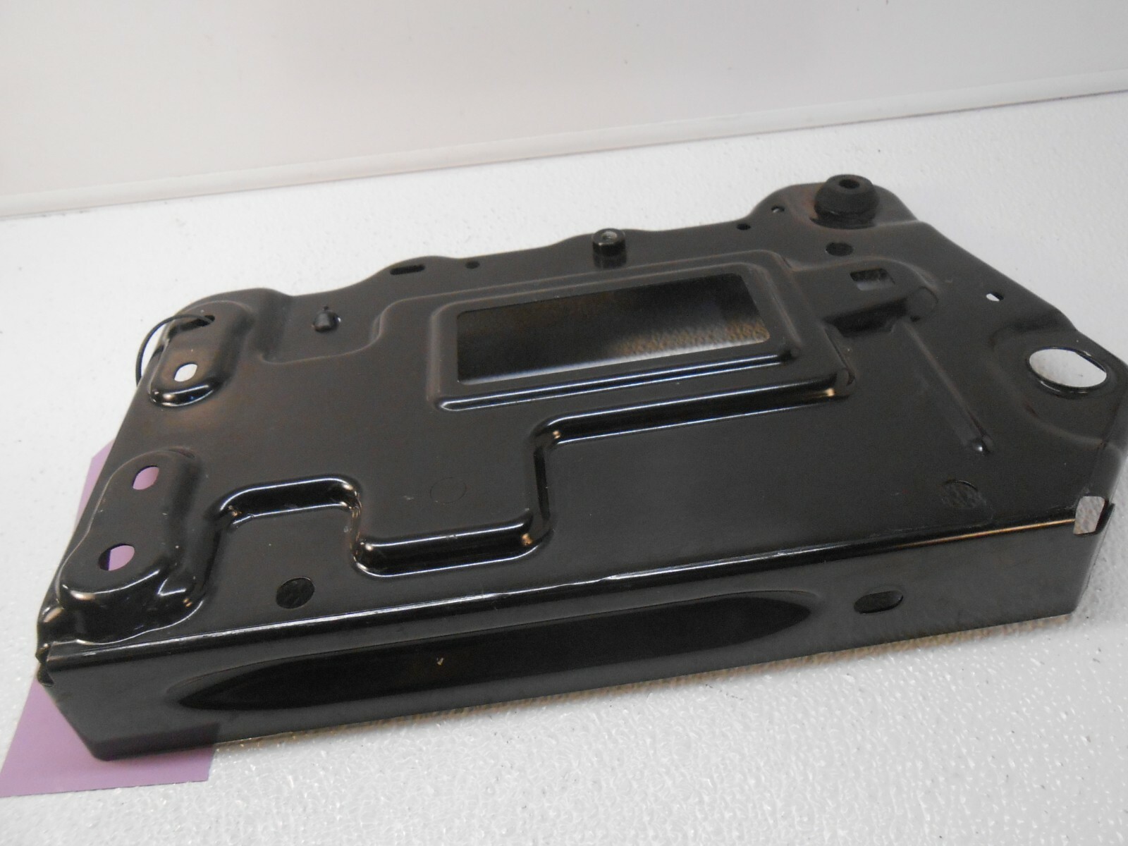 Mercedes GLA250,X156,Battery Tray Holder Mount Bracket Plate ...