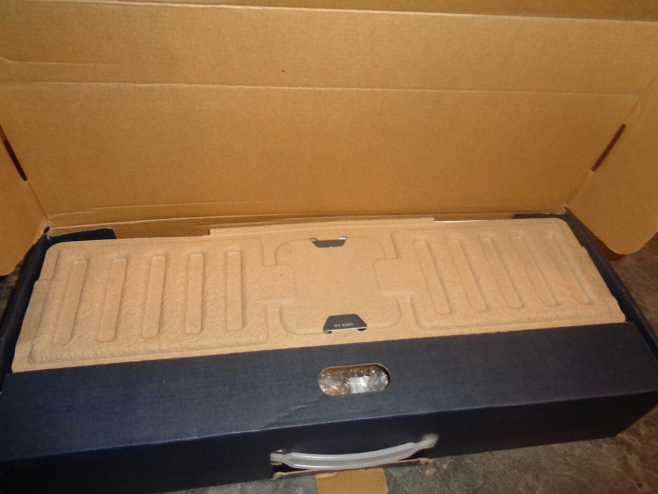 POLY P017 Poly Studio P15 Video Conference Bar 2200-69370-034 OPEN BOX ...