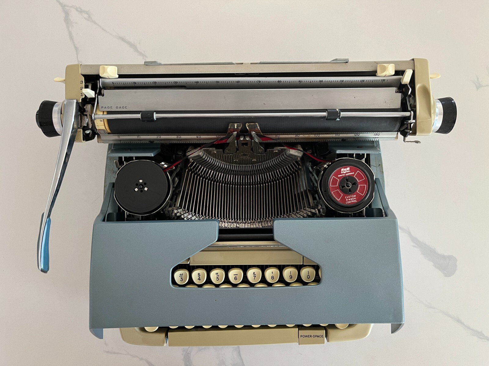 Smith-Corona Galaxie Deluxe Portable Typewriter + Original Case (SN ...