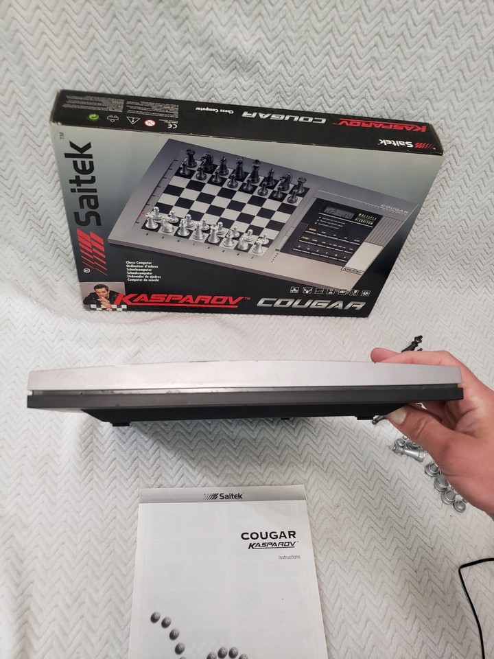 MINT Saitek Kasparov Cougar Electronic Challenger Computer Chess Set ...