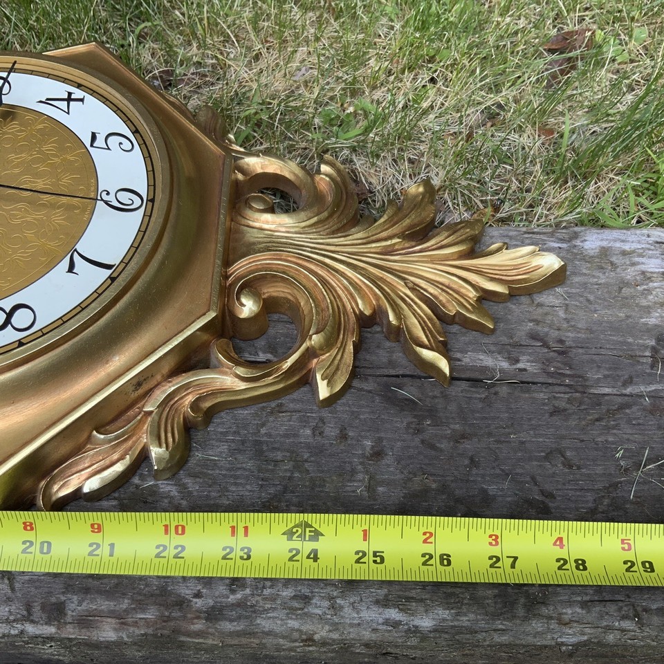 VINTAGE SYROCO ORNATE WALL CLOCK MID CENTURY MODERN GOLD KEEPS TIME 29 ...