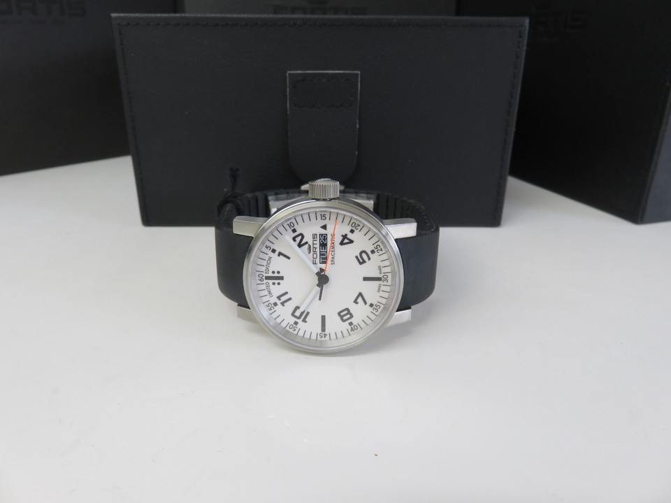 Fortis Men's 623.10.42 SI.01 Spacematic Swiss Automatic Date Black ...