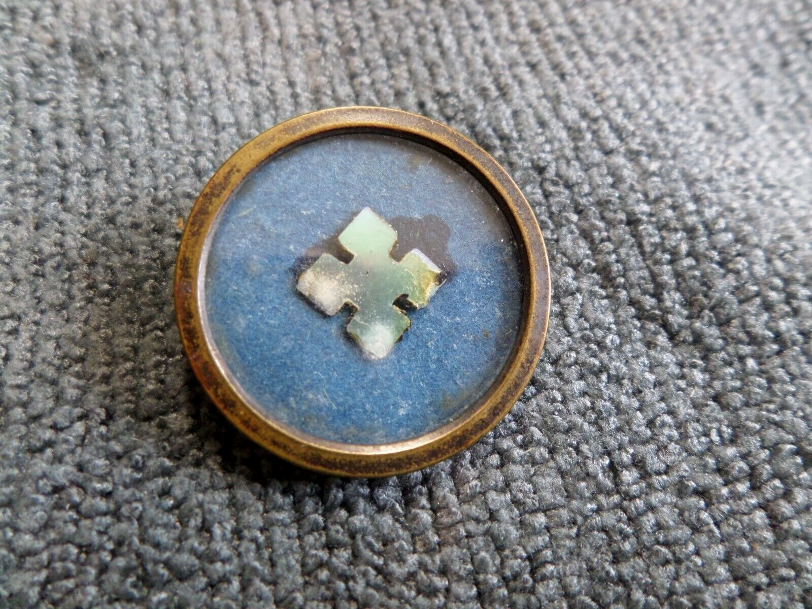 Antique Metal Button Mop Mother of Pearl Under Clear Top | eBay