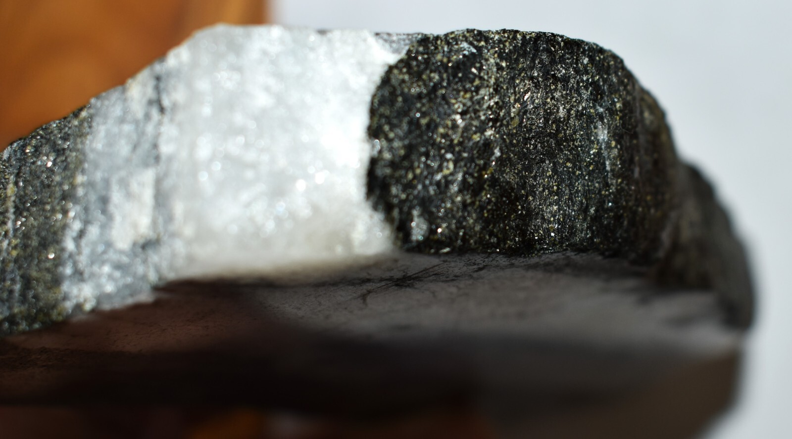 Mica-Schist Silver Black White Quartz Polished Slab Blue Ridge North ...