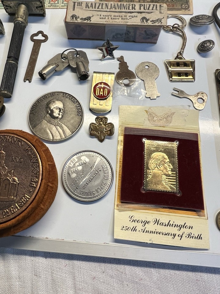 Junk Drawer Lot Vintage Foreign money Coins Scale Razor Cards Green ...