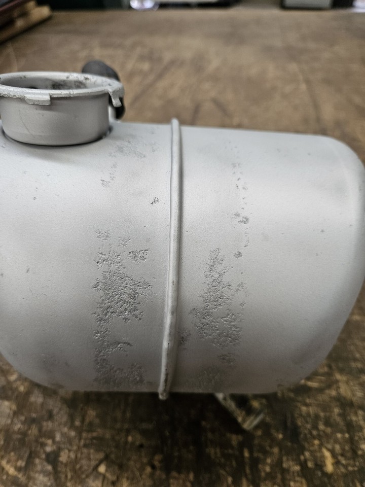 C3 Corvette 1968 1969 Harrison Expansion Tank # 3016340 Dated 68G ...