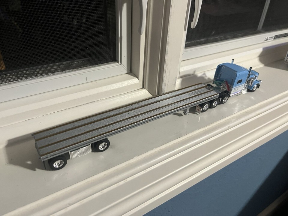 Dcp 1/64 Peterbilt 379 Semi Truck With Flatbed Trailer | eBay