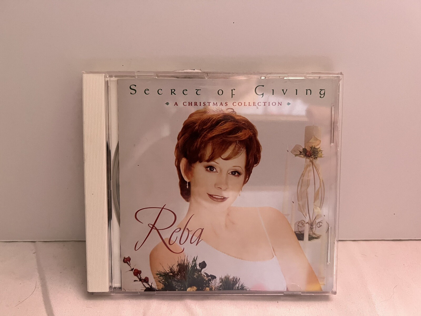 The Secret of Giving: A Christmas Collection - Reba McEntire MCA ...