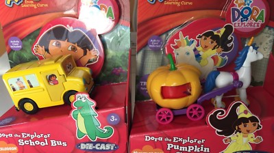 Nickelodeon Dora Explorer Take Along Die Cast Metal Bus and Carriage ...
