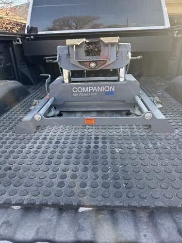 B&W 5th Wheel Hitch For GMC Puck System Slider | eBay