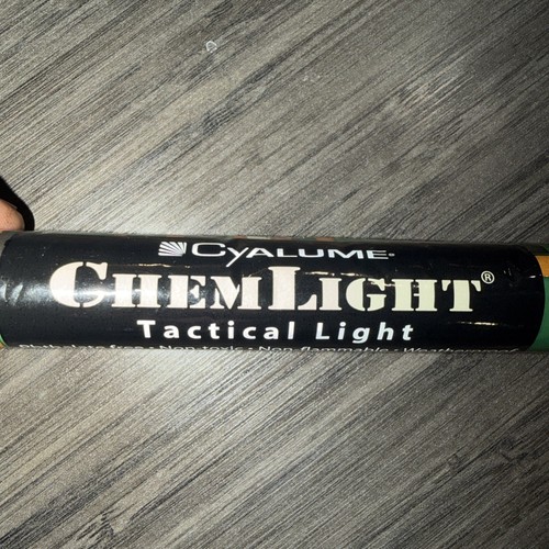 Cyalume ChemLight Green 4" Tactical Light Stick 6-Hour Emergency Expiry ...