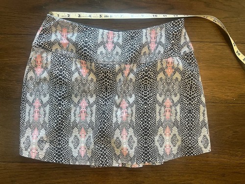 BOLLE Skort Womens Small Multi-colored (black, white, pink) back pleats ...