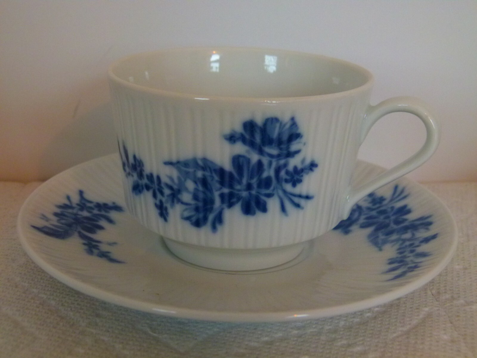 vintage SPM Walkure Bayreuth Cup & Saucer Bavaria Germany White/Blue ...
