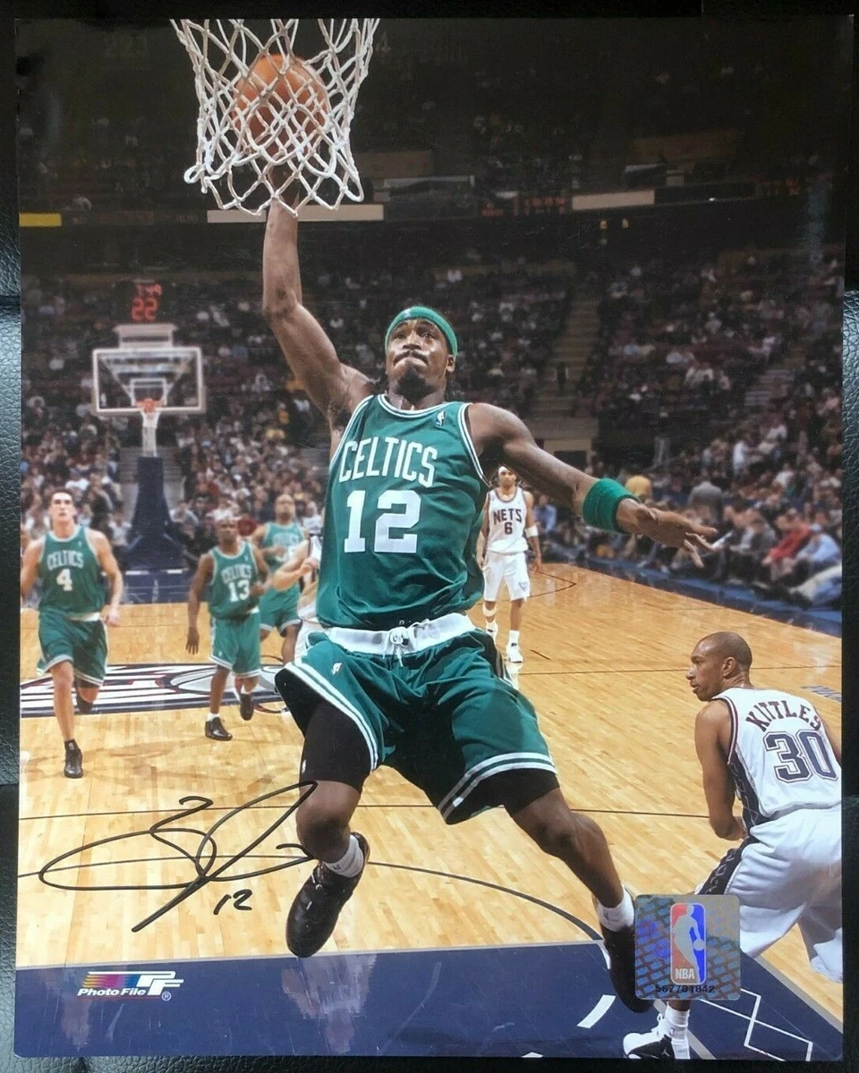 Ricky Davis Dunks