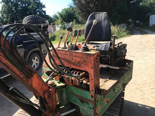 kubota digger kh 8 £3500 plus vat £4200 - located Gatwick - delivery ...