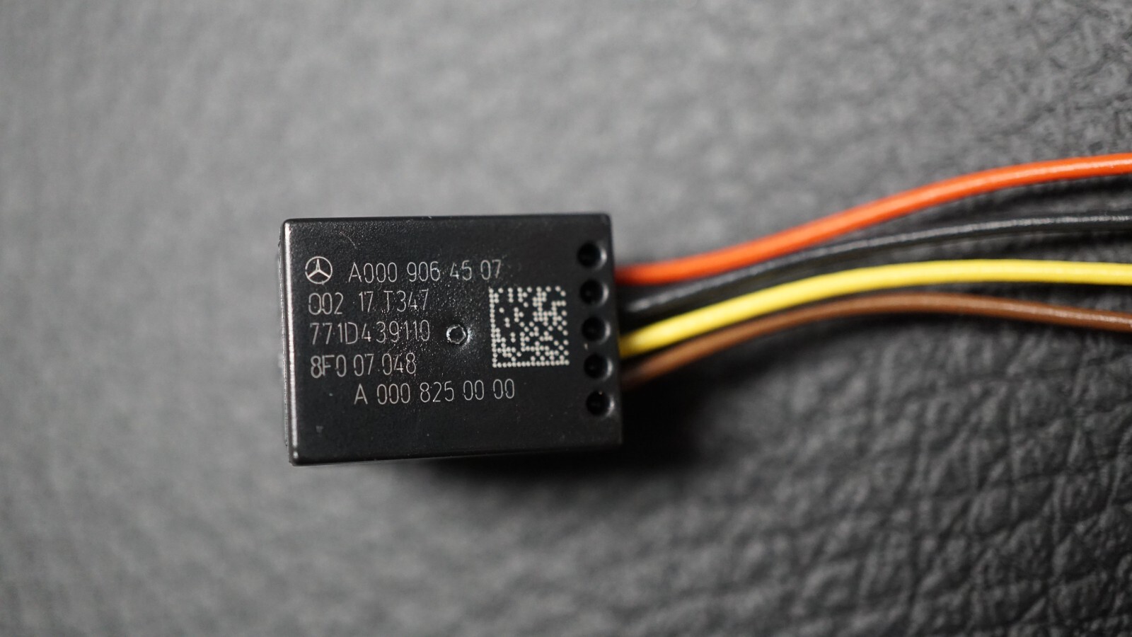 GENUINE MERCEDES BENZ E W213 W238 C238 AMBIENT LIGHT PLUG CONNECTOR ...