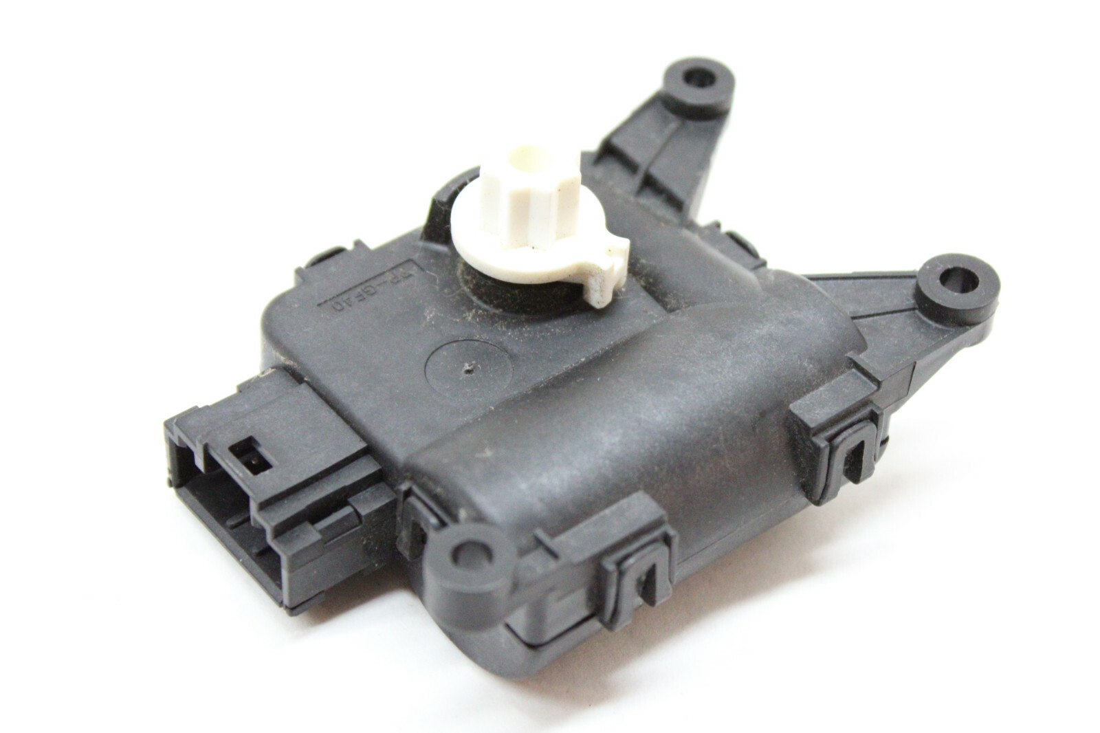 2014-2017 2019 VW Passat SEL AC Heater Damper Servo Motor | 561907511A ...