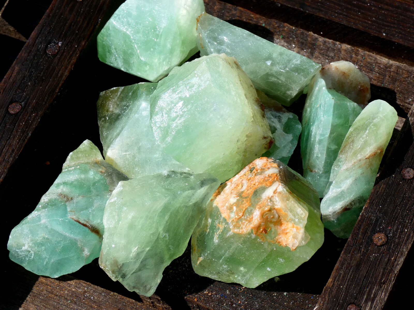 Natural GREEN CALCITE Rough - 2000 CARAT Lot- Gemstone Rough Rocks ...