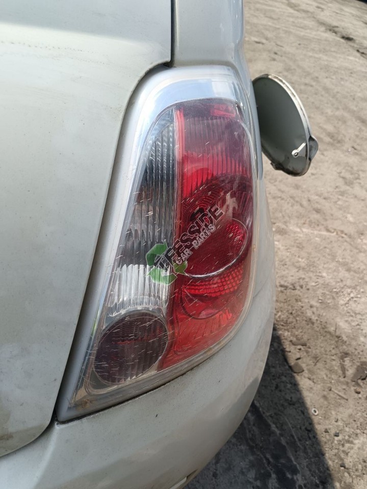 FIAT 500 POP REAR TAIL LIGHT RIGHT SIDE | eBay