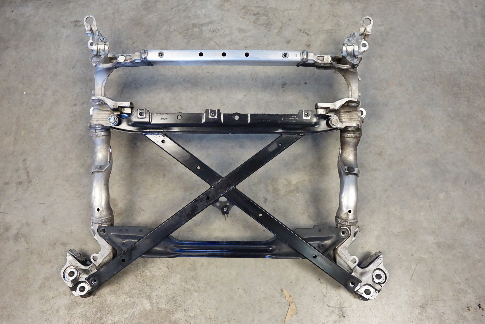 8K0399315G Audi A4 S4 8K A5 S5 8T Facelift Subframe Bearing Spider ...