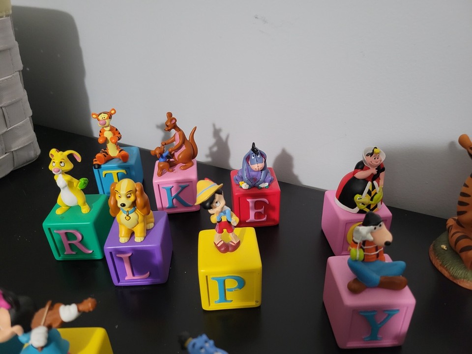 Disney Character Figurines (All Ceramic / Authentic ) | eBay